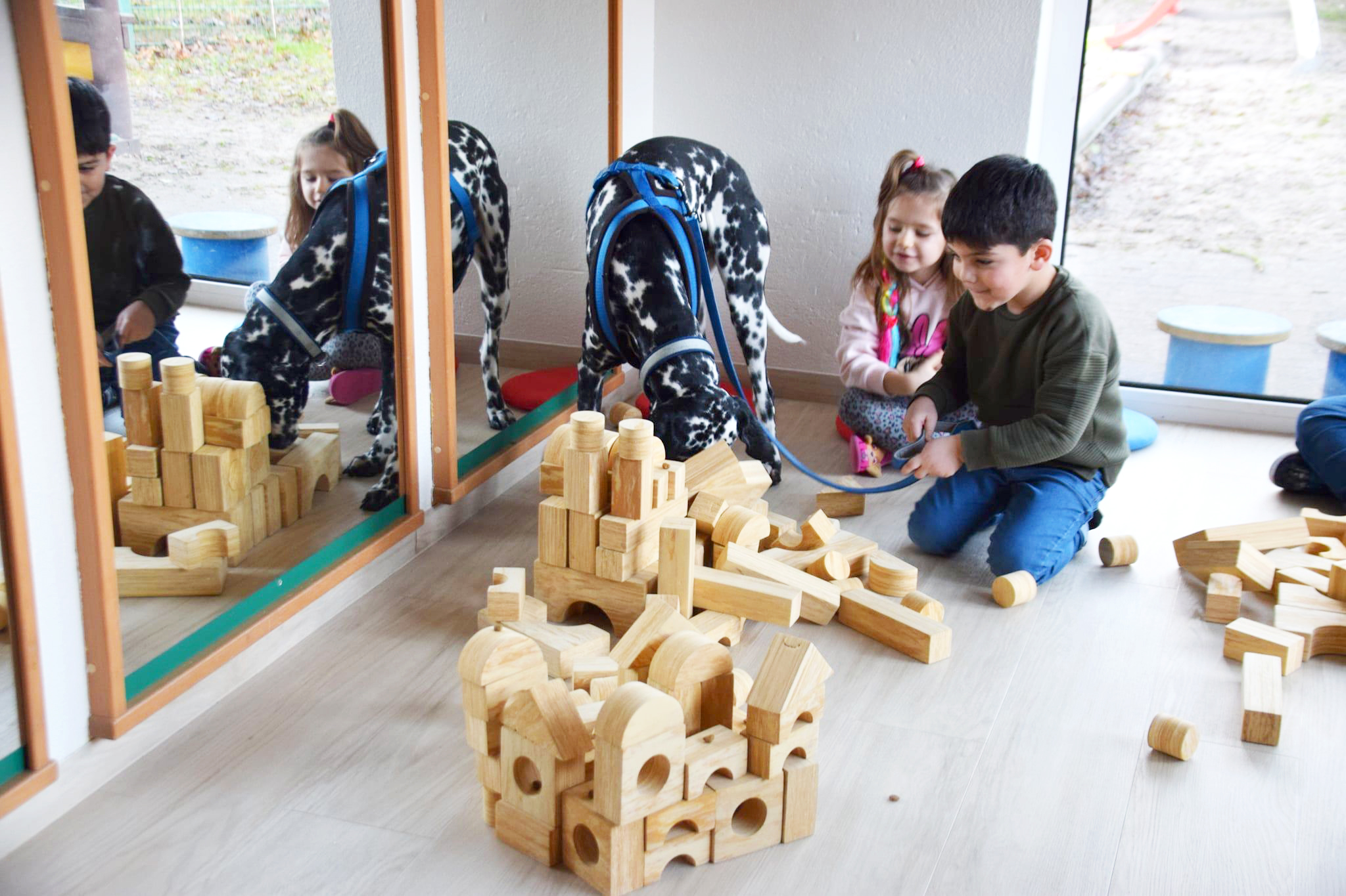 Tiergestützte Pädagogik-Einheiten fördern Kinder in ihrer Entwicklung ...